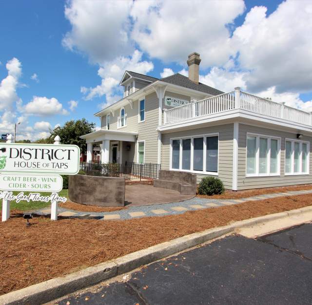 Smith Recreation Center and Seabrook Park