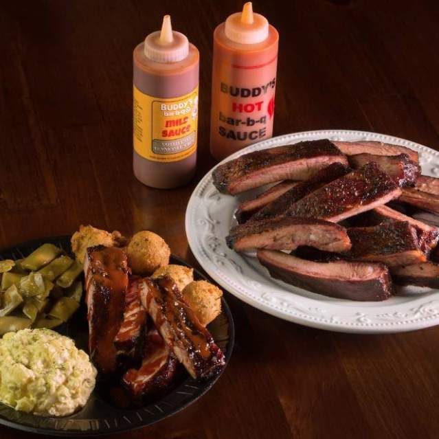 A Round-Up of the Best BBQ in Knoxville, TN | Visit Knoxville
