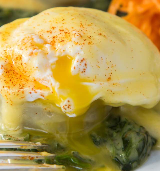 how to cook poached eggs like a restaurant