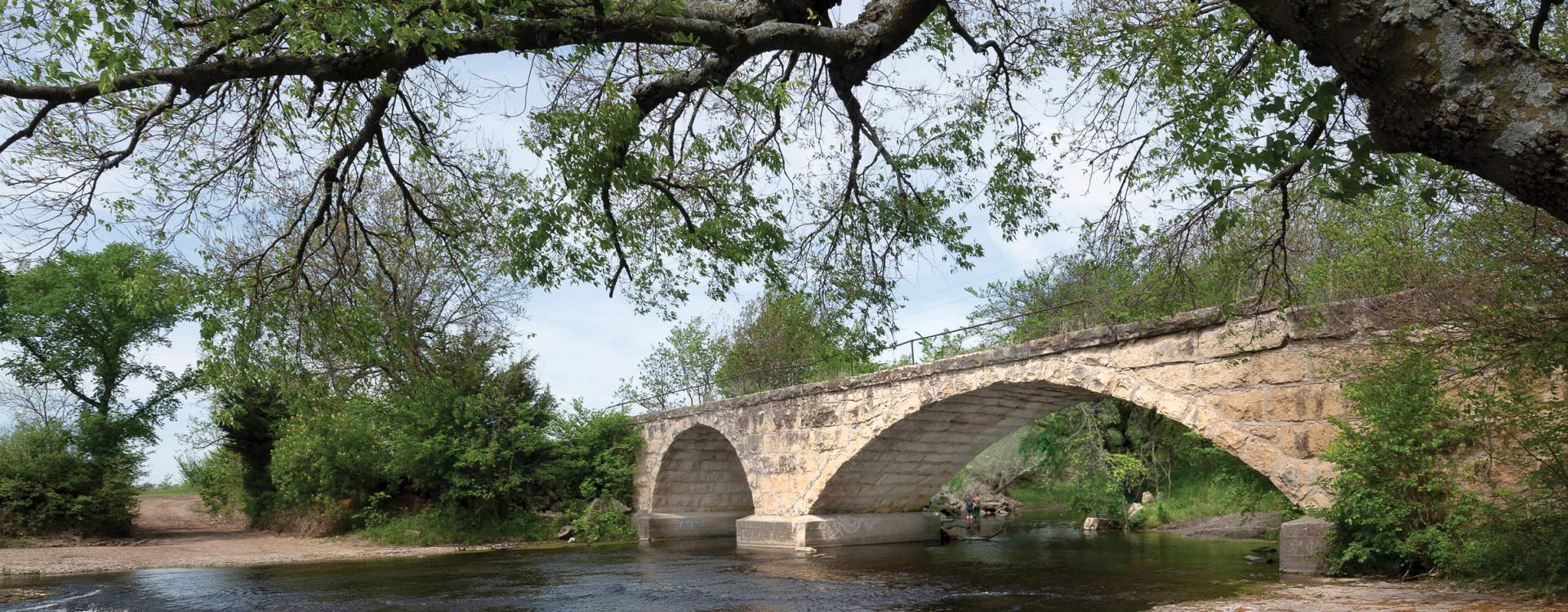 stone arch bridge design