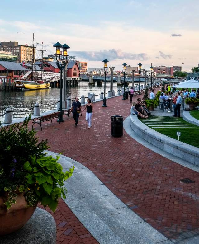 Dedham, MA | Dedham Hotels, Restaurants & History