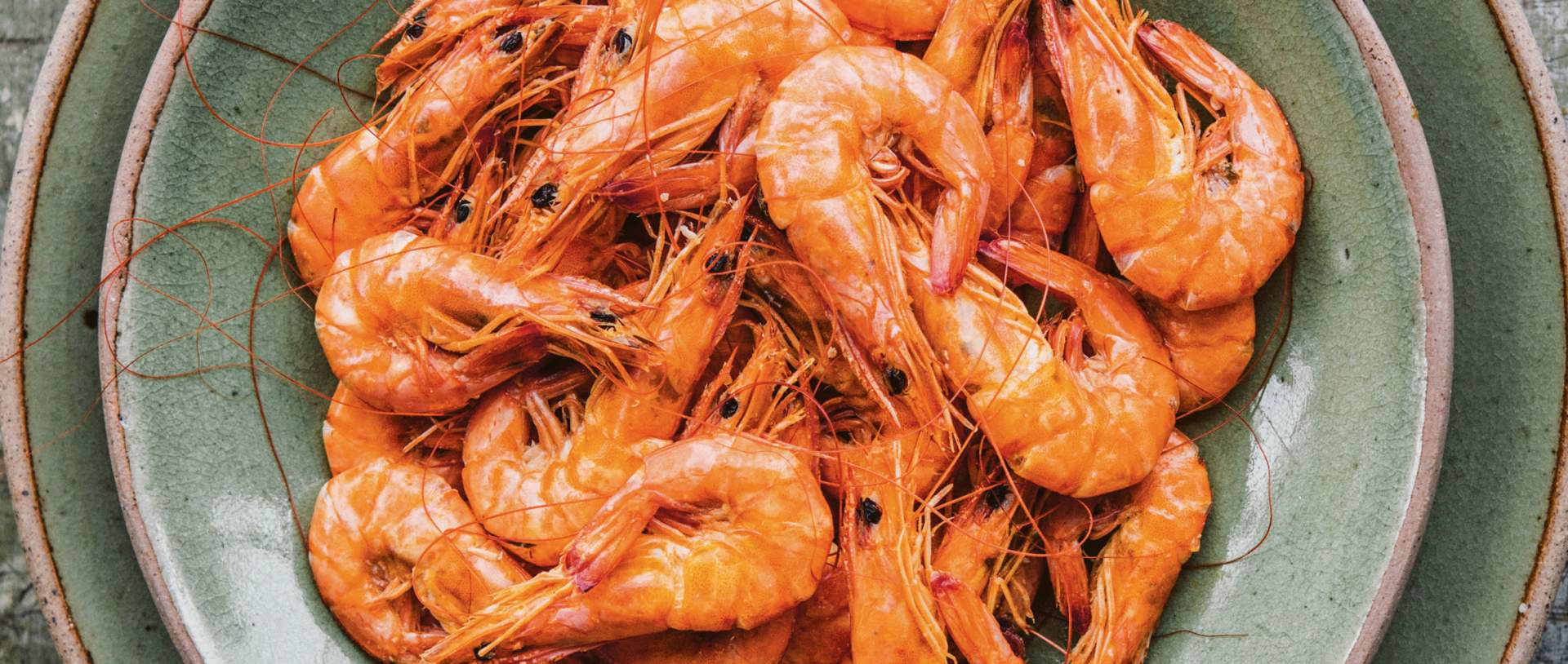 how to boil shrimp with head on