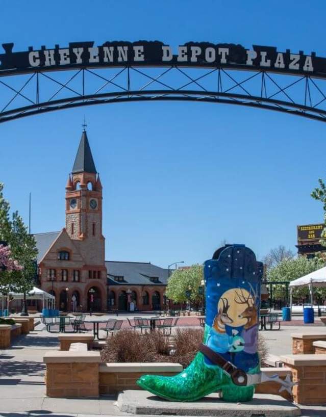 Places Cheyenne Yellowstone 12 Most Loved Tourist Attractions In