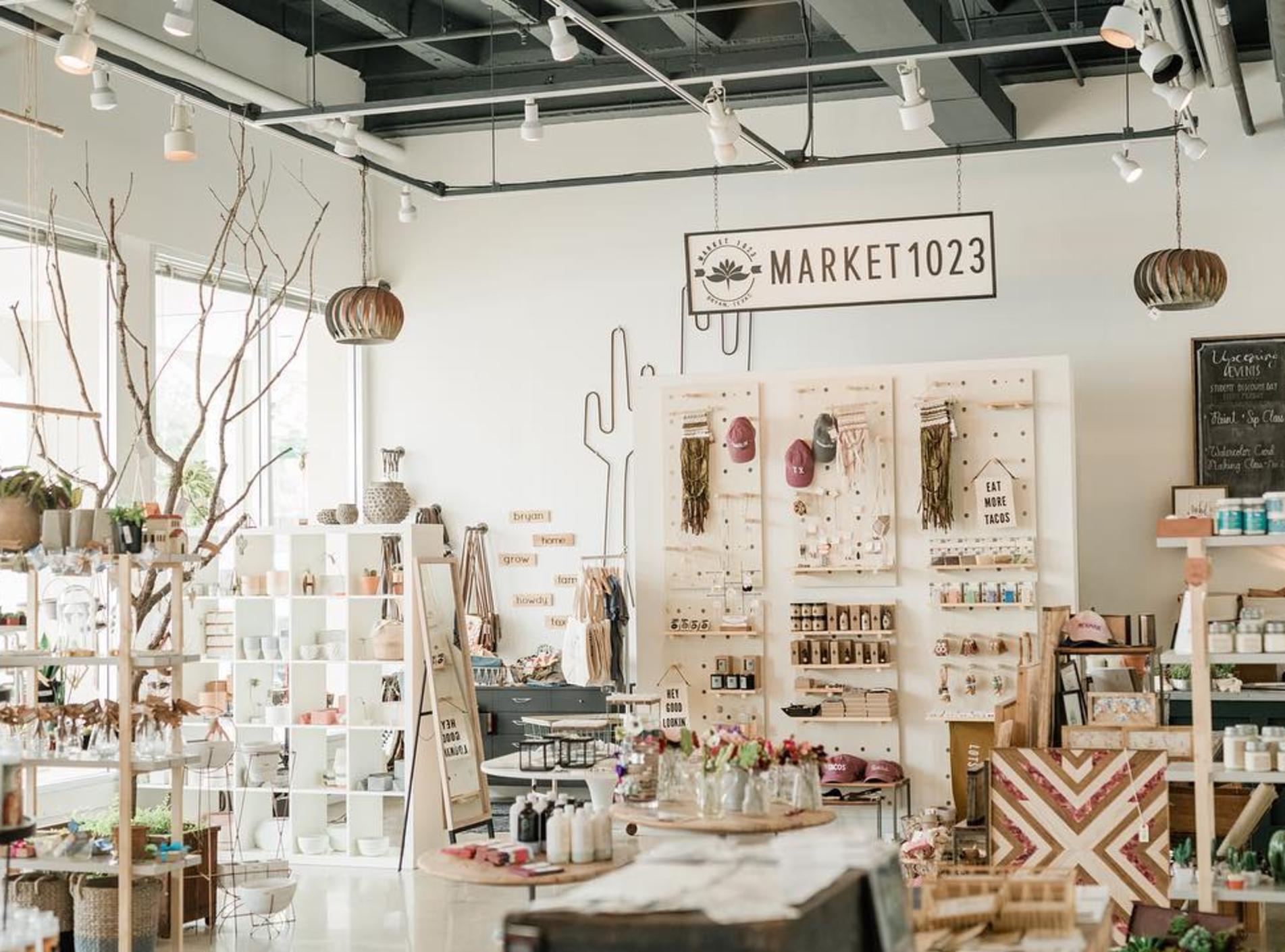 Bryan College Station Shopping | Downtown Bryan & Post Oak Mall