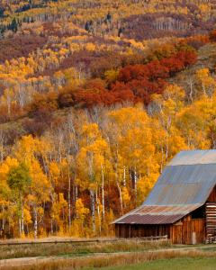 Colorado Hot Springs Near Steamboat Springs