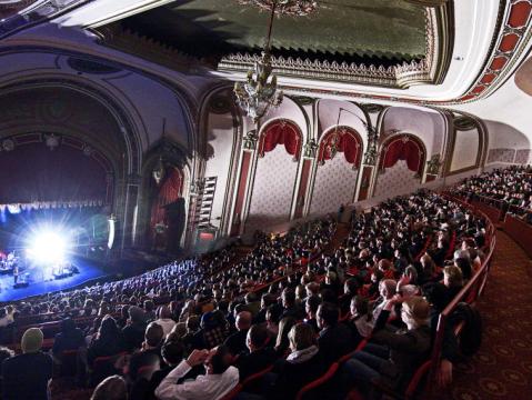 Riverside Theater Milwaukee Seating Capacity