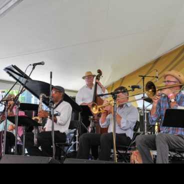 Clive Wilson's New Orleans Serenaders