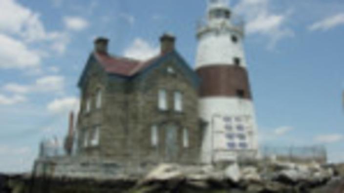janus rock lighthouse