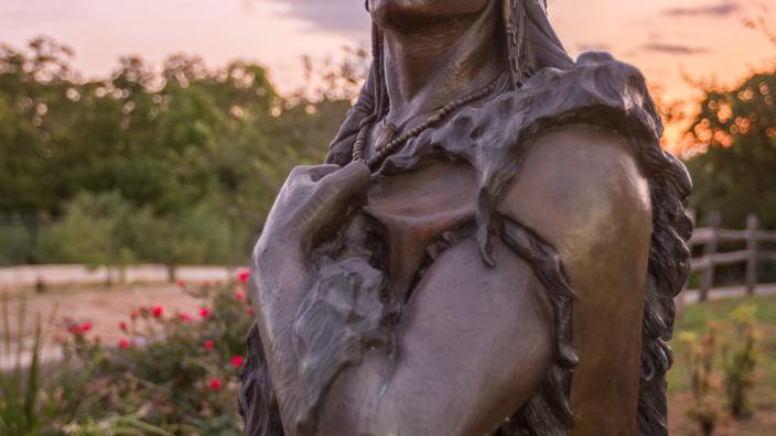 thalidomide memorial statue