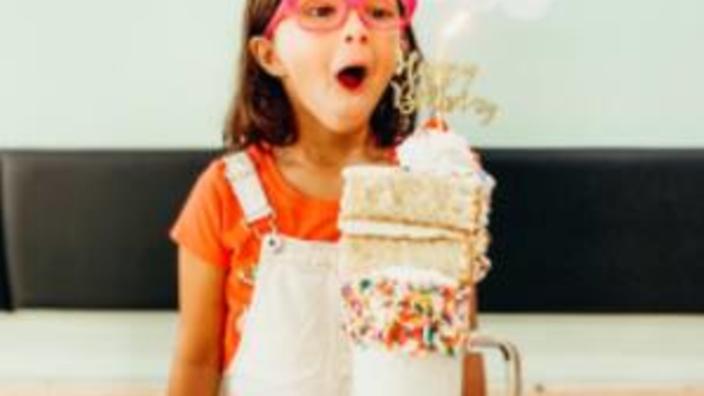 coco and hazel hours