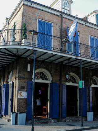 LGBTQ French Quarter Bar Crawl | 6 Iconic Bars to Visit