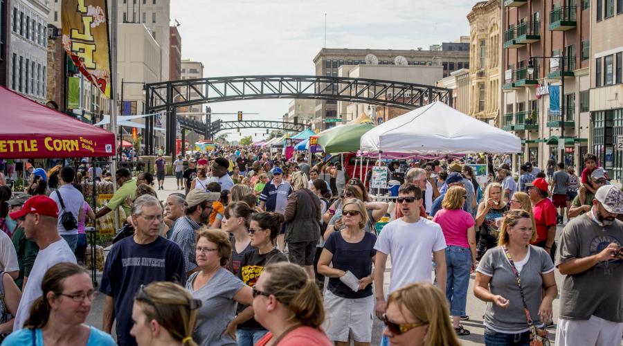 Get Date Night Inspired in Topeka, Kansas