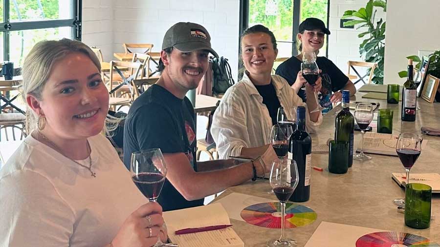 Indianapolis Wineries, Cideries, and Meaderies - An Insider's Guide ...