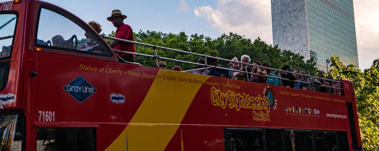 New York Motorcoach Tours | Bus Tours, Guides, Sightseeing