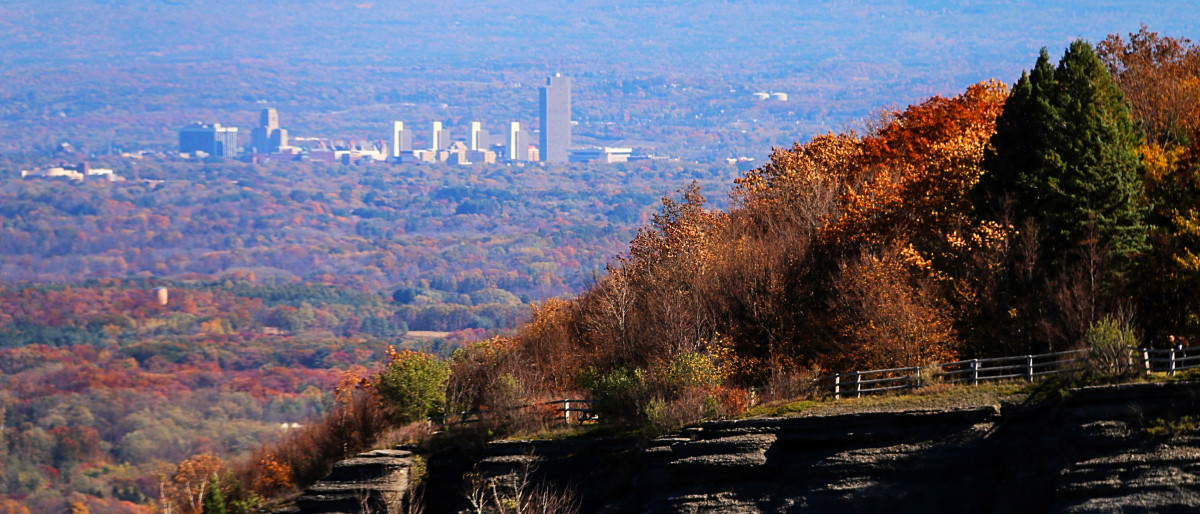 Top 5 Spots for Fall Foliage in Albany, NY