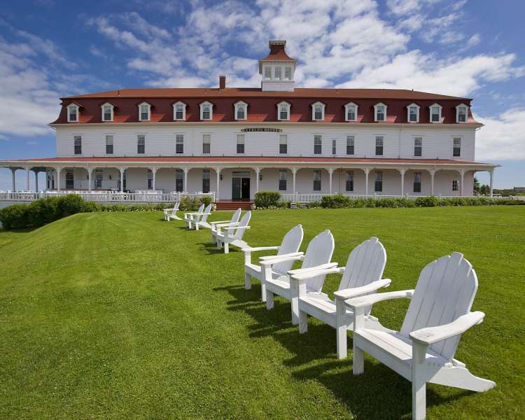 Rhode Island Hotels | Resorts, Bed & Breakfasts, Motels & More