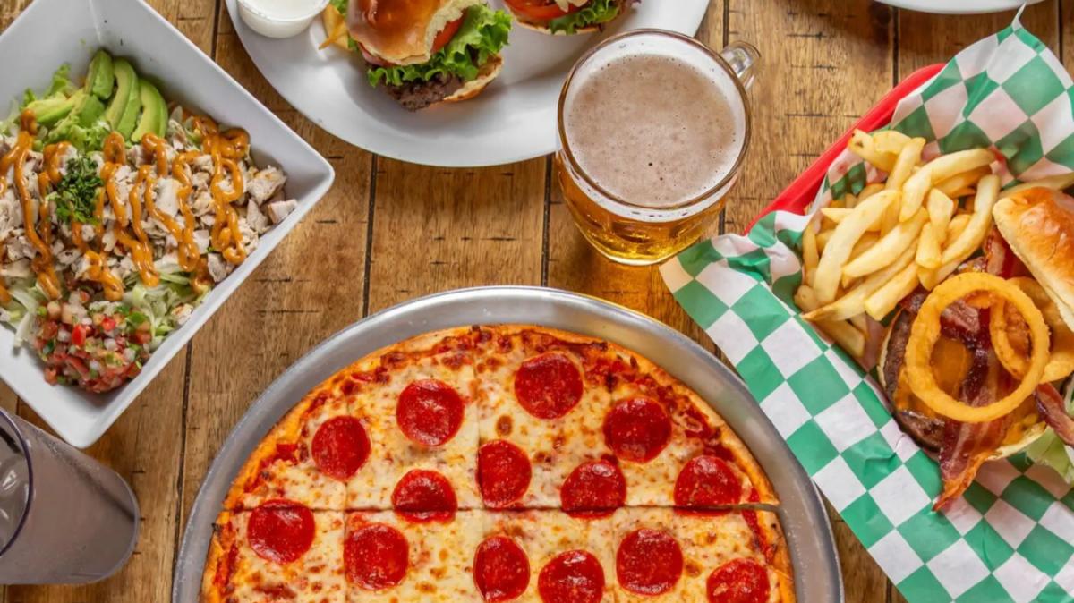 Top 10 McHenry County Spots to Watch the Chicago Bears Playoffs