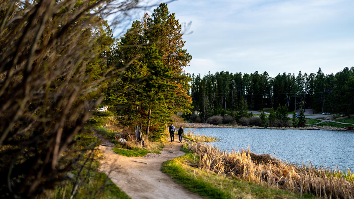 Black Hills Hikes Off Highway 385: Top 5 Trails Guide | Route ...