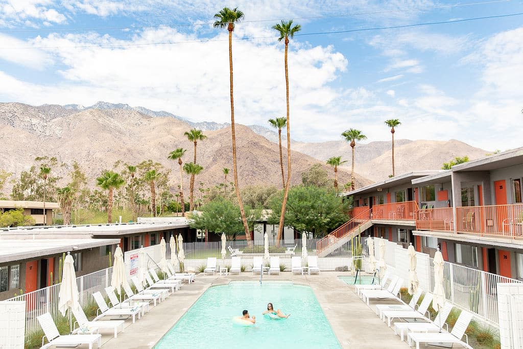Day Passes for Hotel Pools in Palm Springs