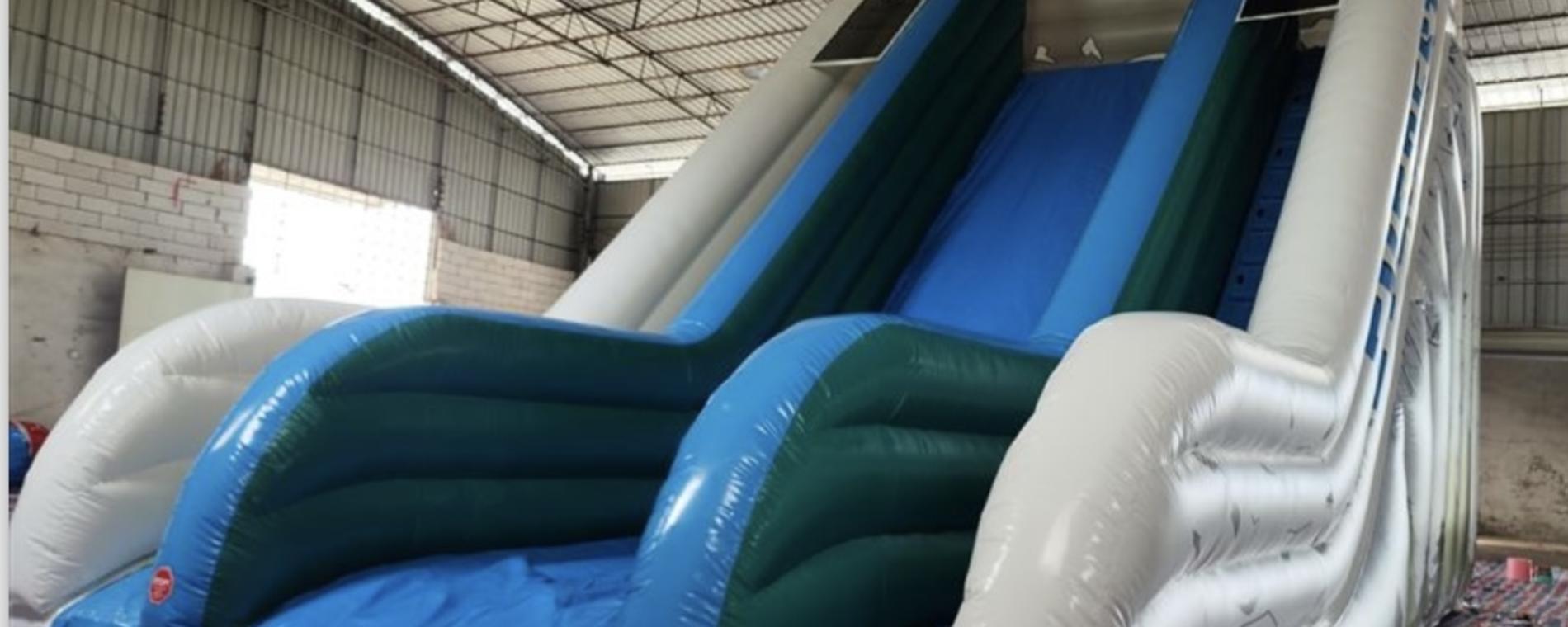 Mega Pines Mini Golf