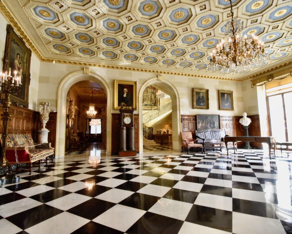 Nemours Estate | Wilmington, DE 19803