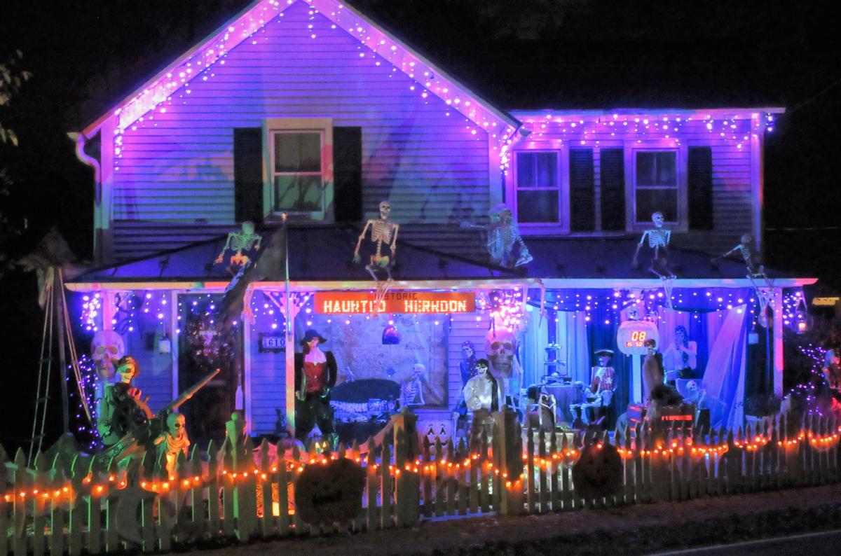 8 Spooky Halloween Yard Home Haunts in Fairfax County | FXVA