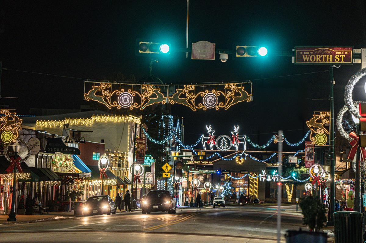 Santa's North Pole Express in Grapevine, Texas | Get Information