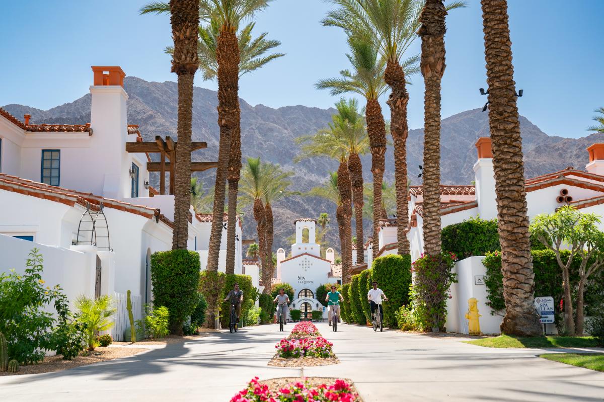 Palm Springs in The Summer | Vacation Rentals, Spas & Dining