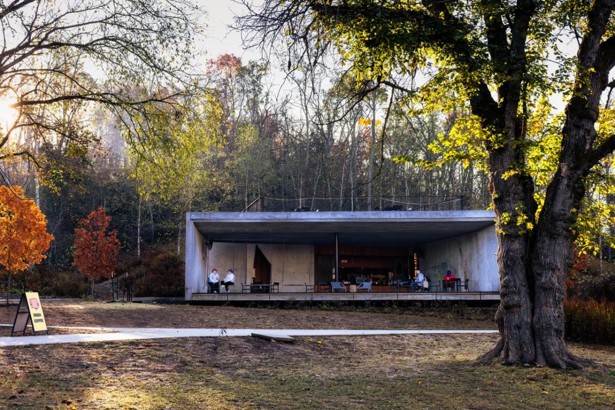 Bentonville AR Fall Visit Guide of Things to Do