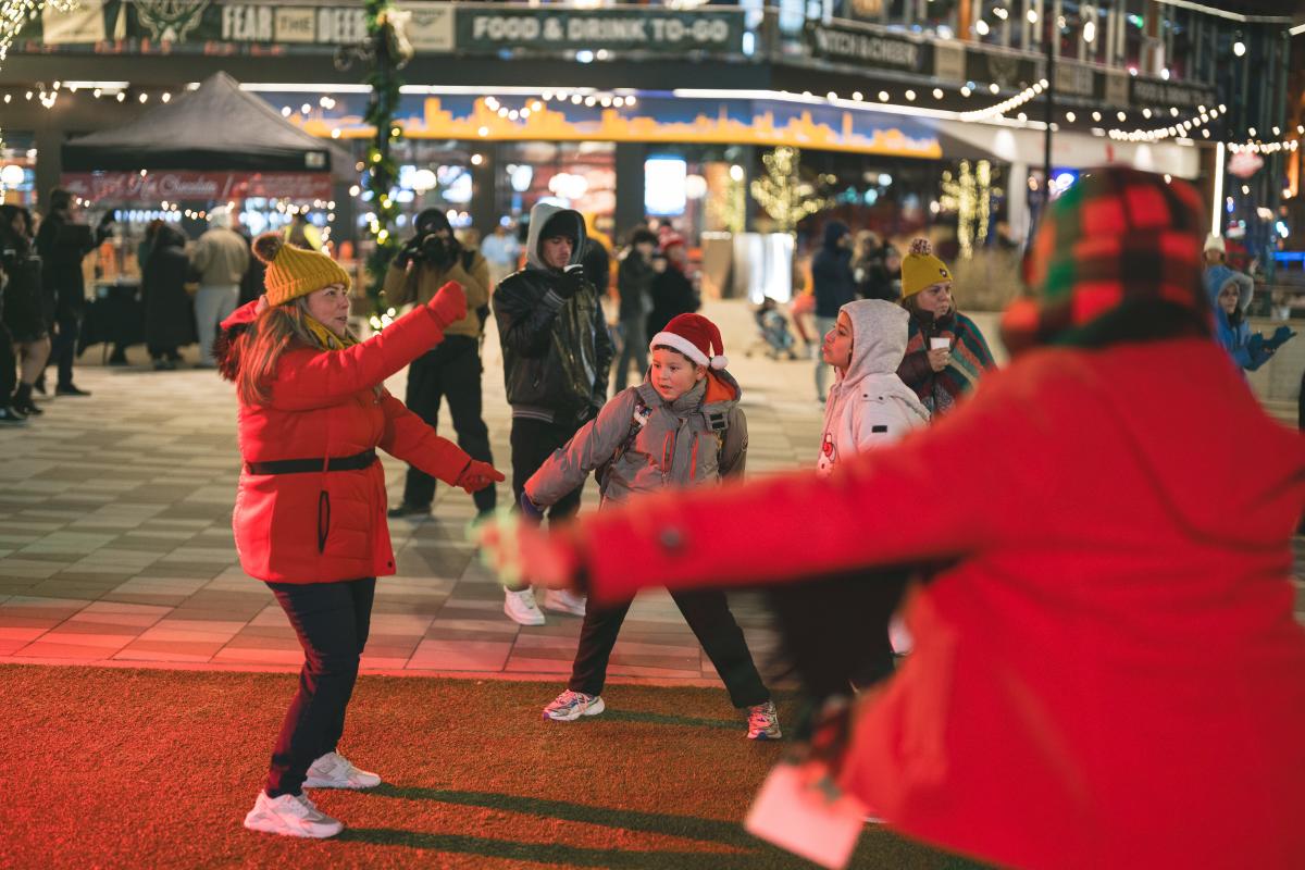 Milwaukee Deer District Holiday Market: What to See, Do, Drink and Chew