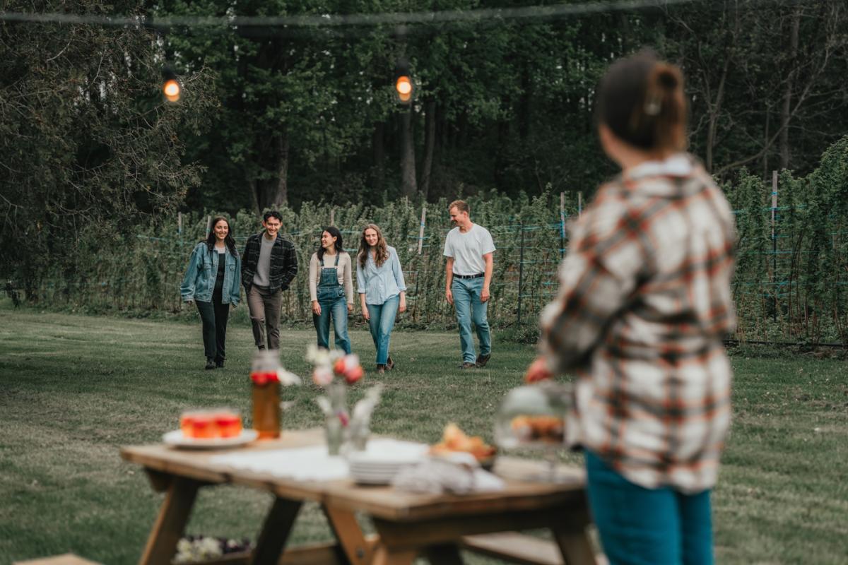 Meet the Bees Experience