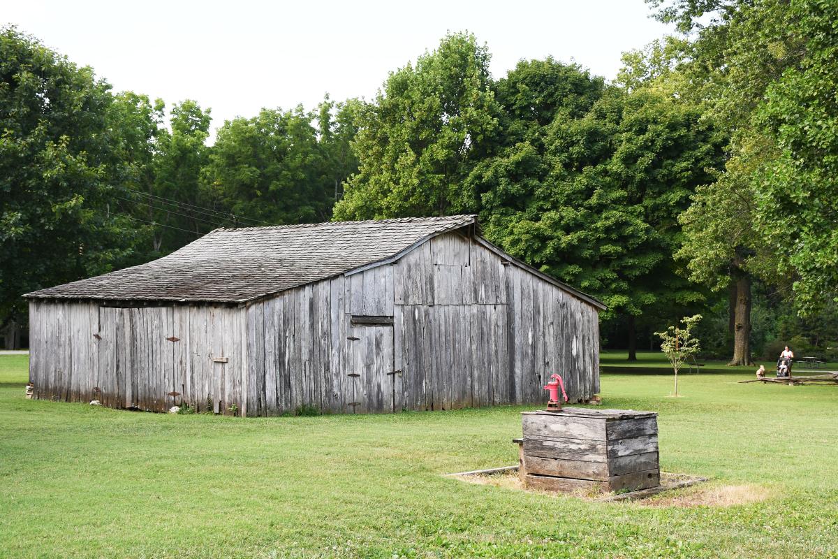 old farmstead primitives
