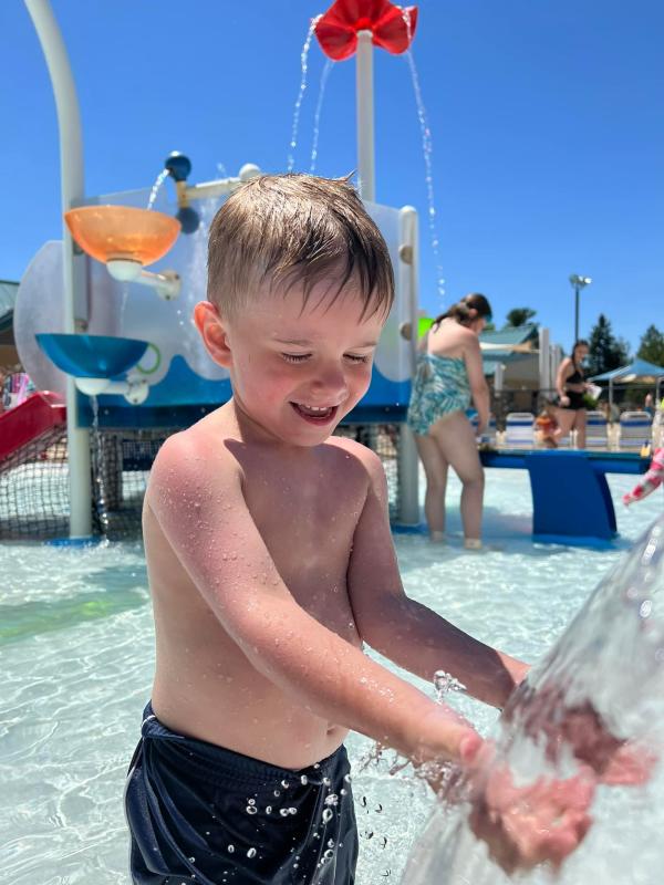 A Deep Dive Into the Peoria Area Swimming Pools