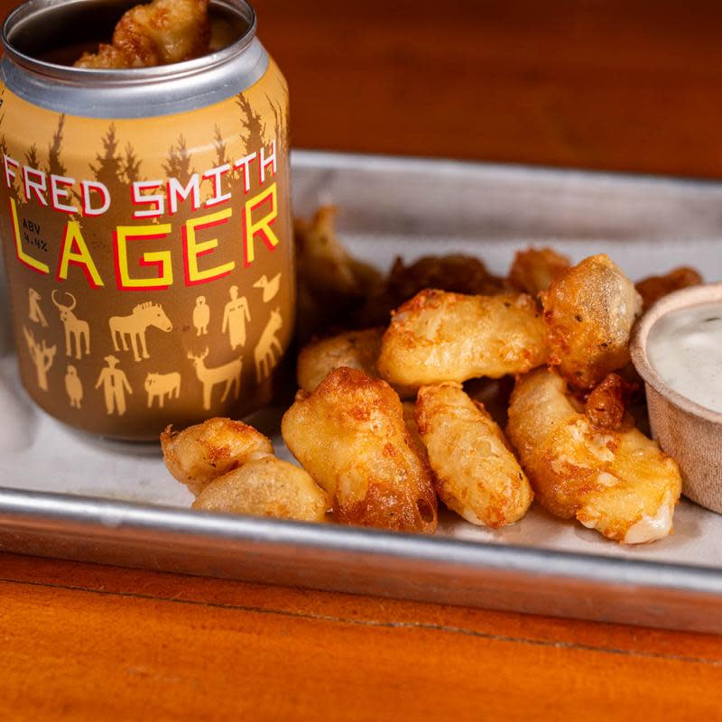 Pocket Pancake Pandemonium: Where to Find Pat Murphy’s Dugout Delight