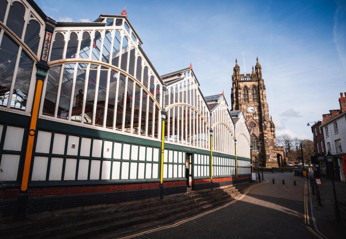 Discover Stockport | A Complete Visitor's Guide