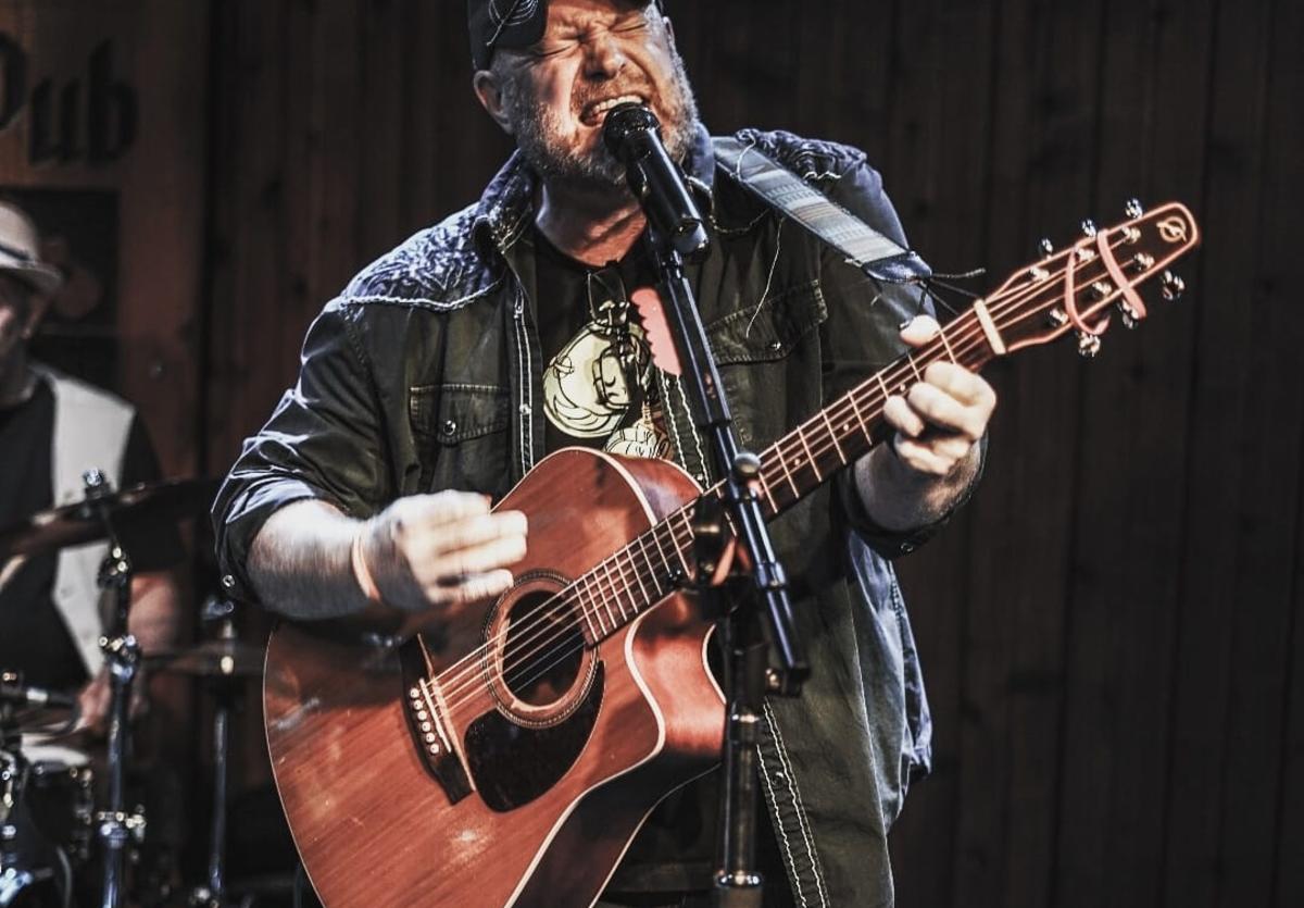 Live Music by Uncle Brent and the Nostone | Concerts & Live Music Events