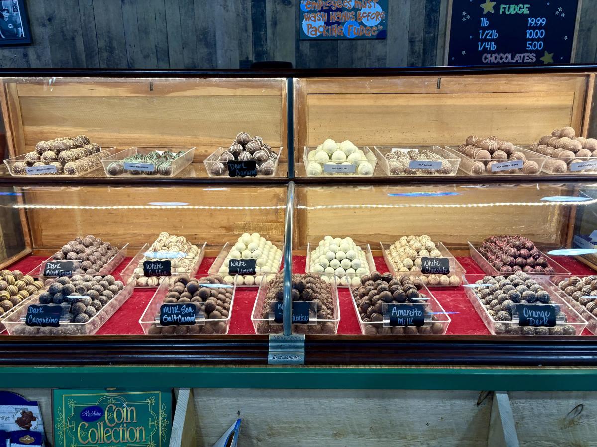 Check out the third Uranus Fudge Factory location IN Indiana!