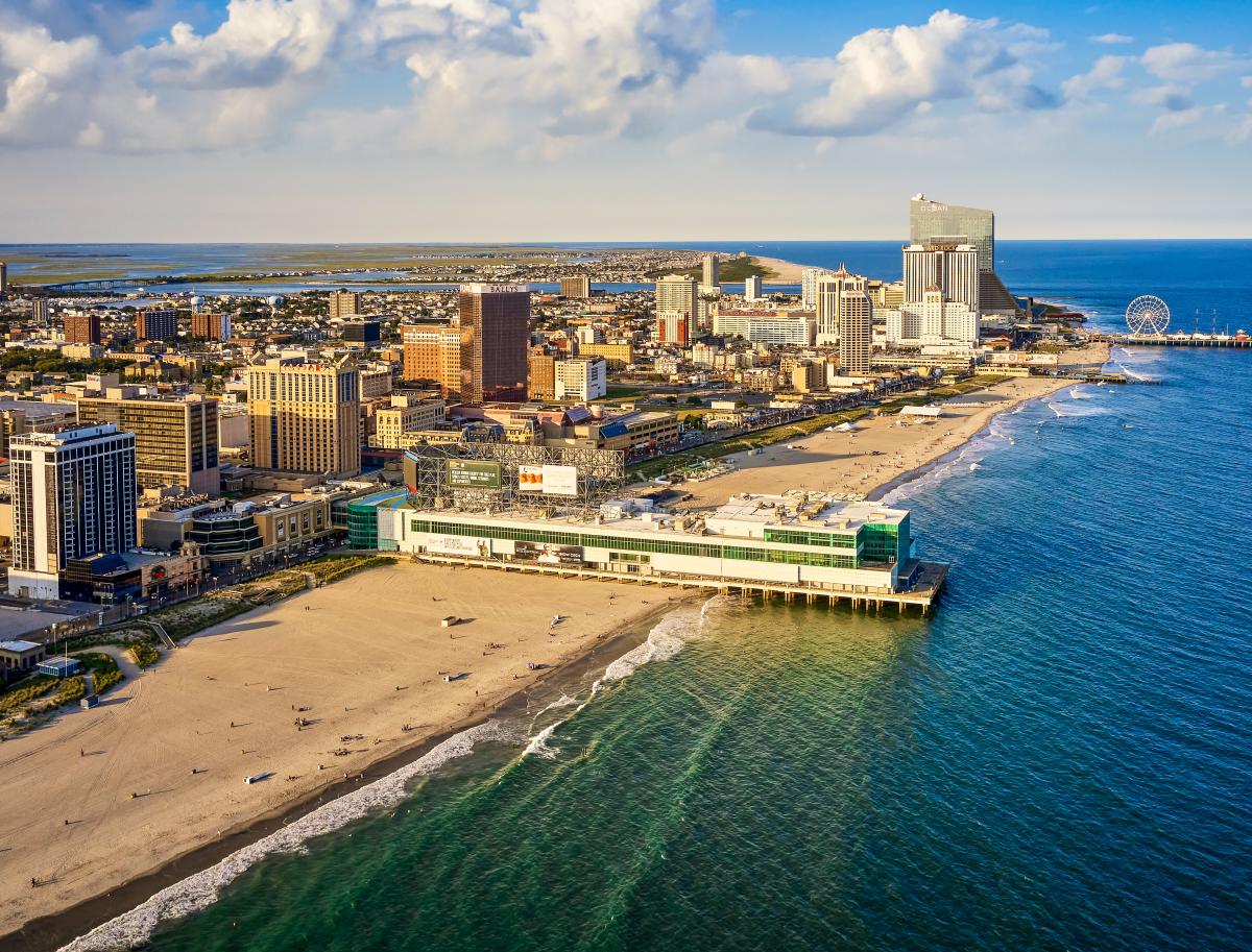 Your Guide to Atlantic City's Beaches and Boardwalk
