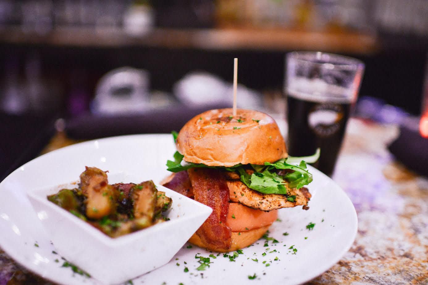 The Ultimate 24 Hours for Foodies in Orlando: Local Favorites Edition