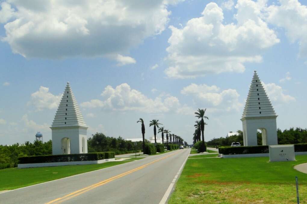 Alys Beach, Florida: Dreamy White-Sand Luxury