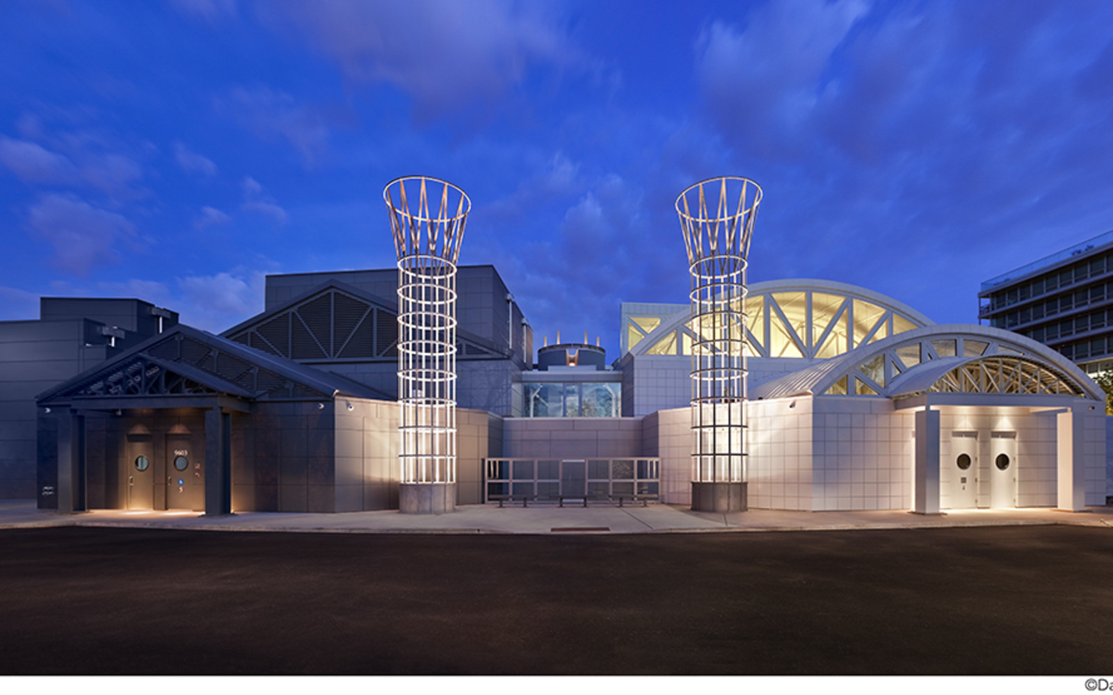 Illinois Holocaust Museum & Education Center | Choose Chicago