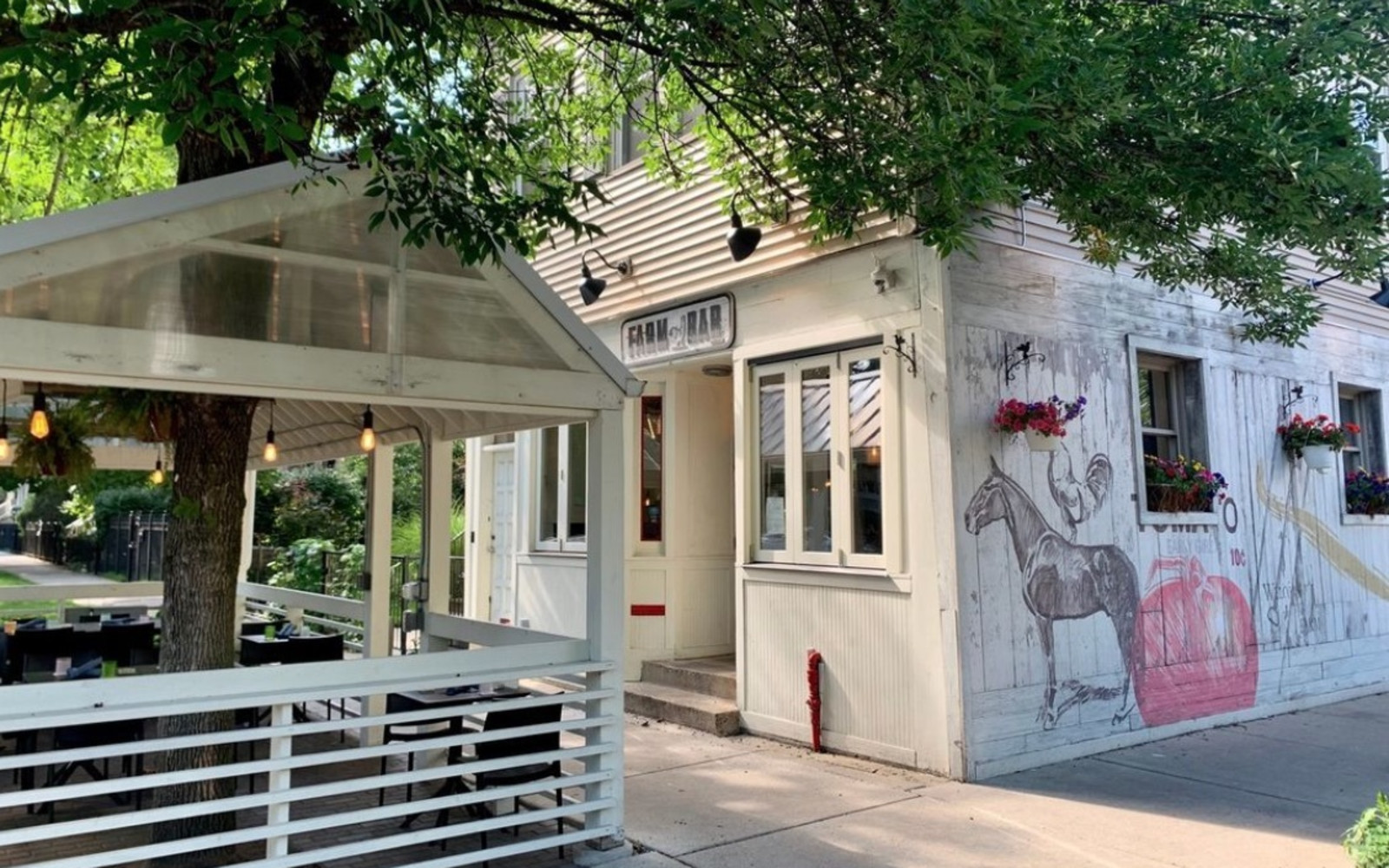 Farm Bar Lakeview | Choose Chicago