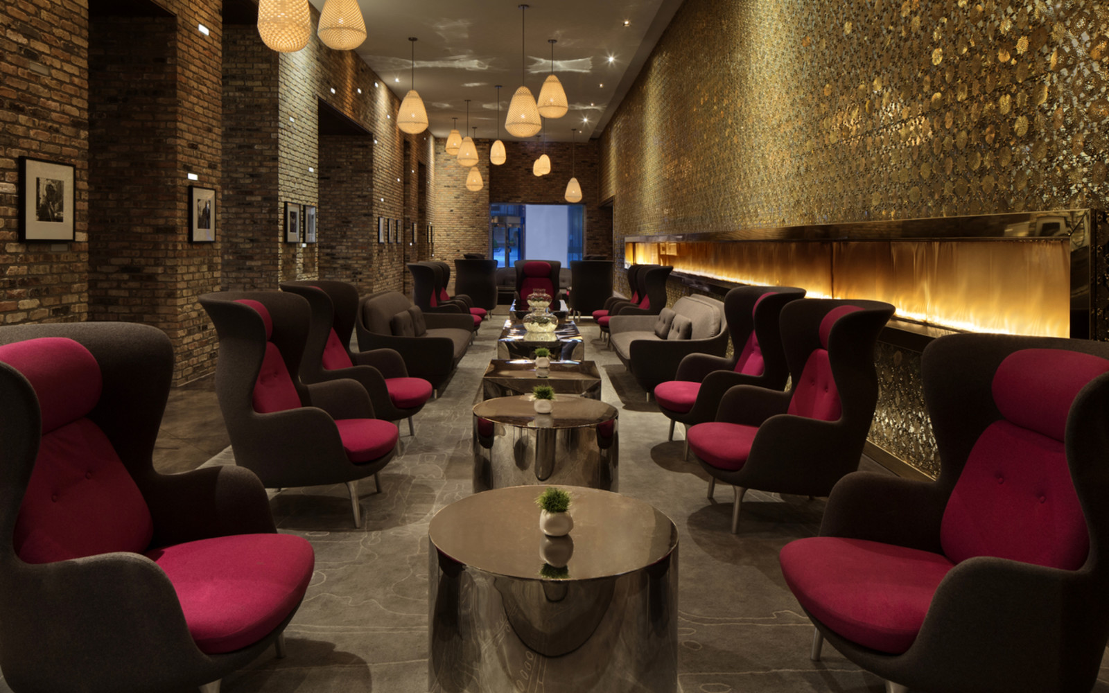 Radisson Blu Aqua Hotel, Chicago | Choose Chicago