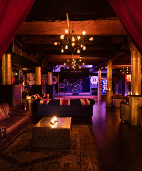 Chicago Nightlife | Bars, Clubs, Comedy Shows, Breweries & Live Music