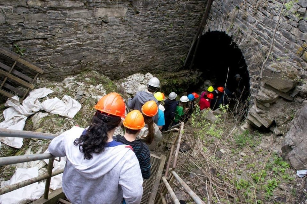 Cave House Museum of Mining & Geology - Visit Schoharie County