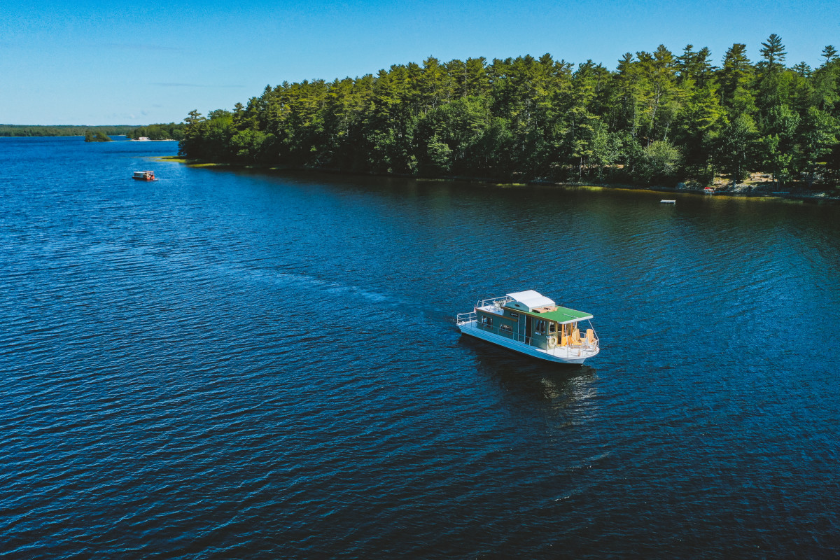 The Floating Nomad Houseboat Rentals | Visit Maine