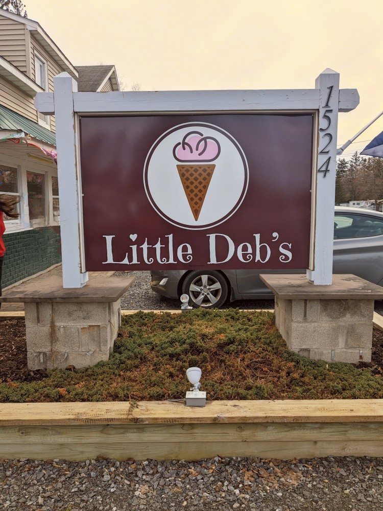 Little Deb's - Visit Schoharie County