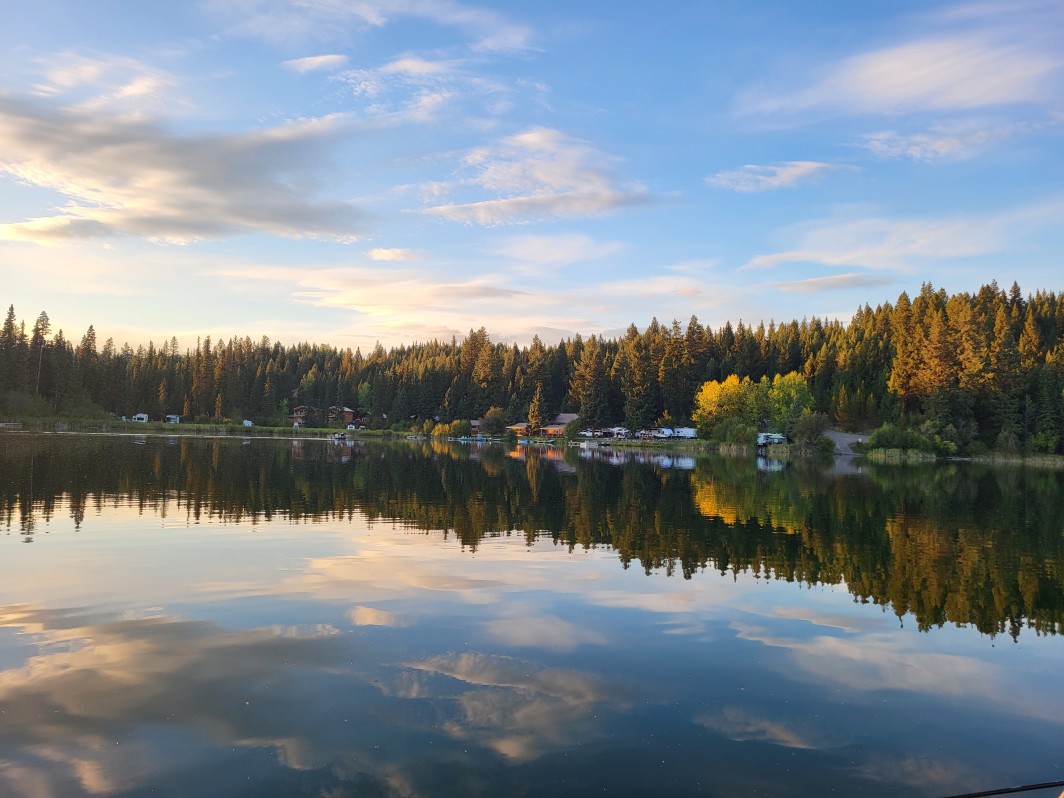 Fawn Lake Resort | Travel British Columbia