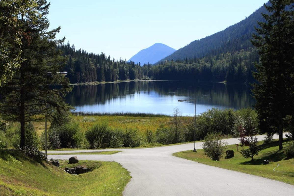 Alpine Meadows Resort | Travel British Columbia