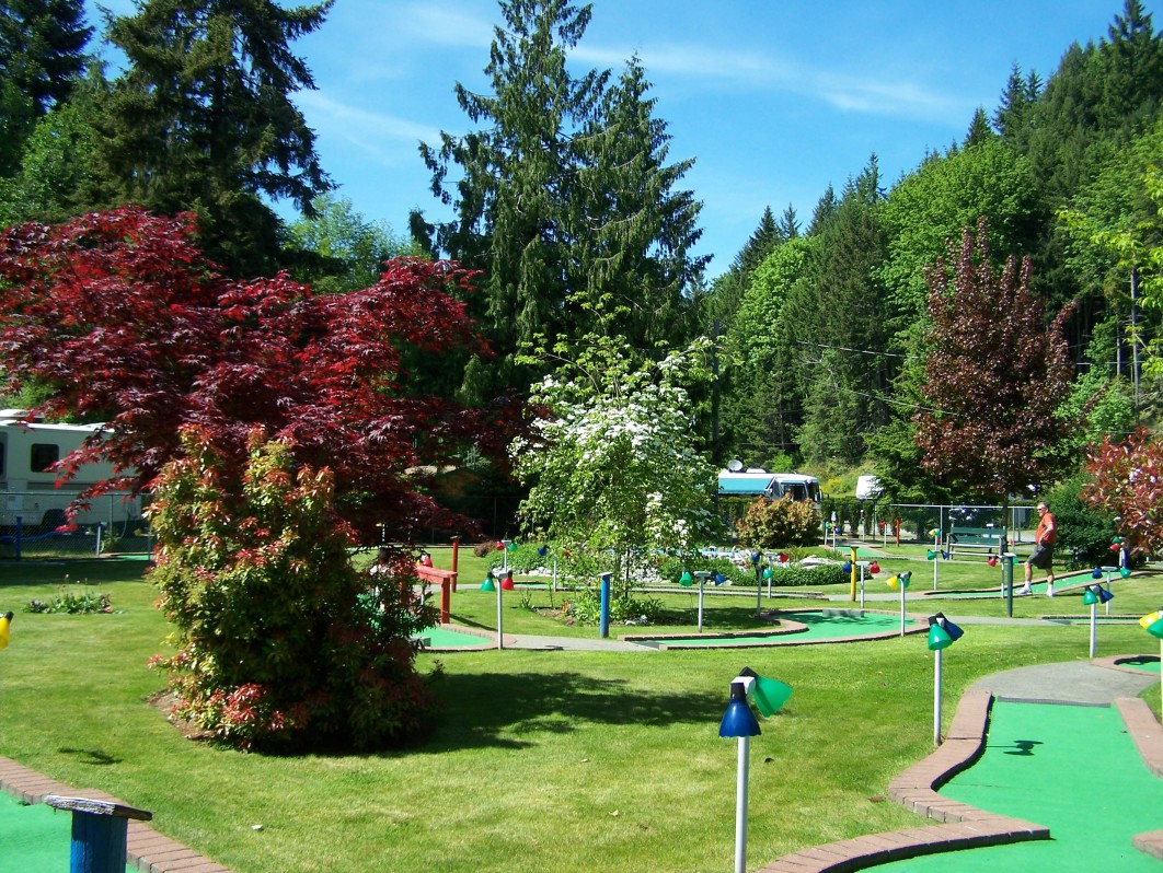 Country Maples RV Resort | Travel British Columbia